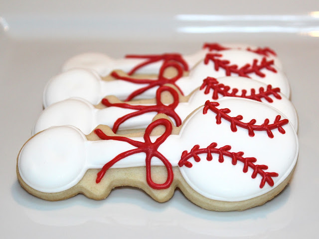 For the Lil' Slugger {Baseball Baby Shower!} - B. Lovely Events